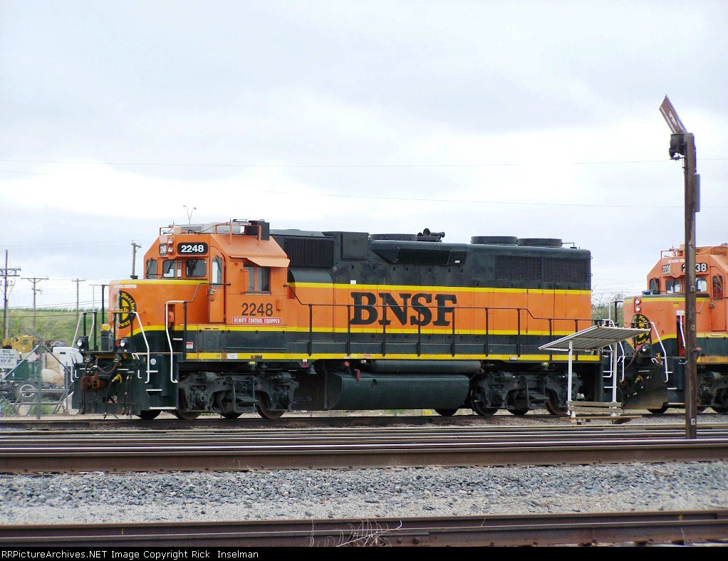BNSF 2248